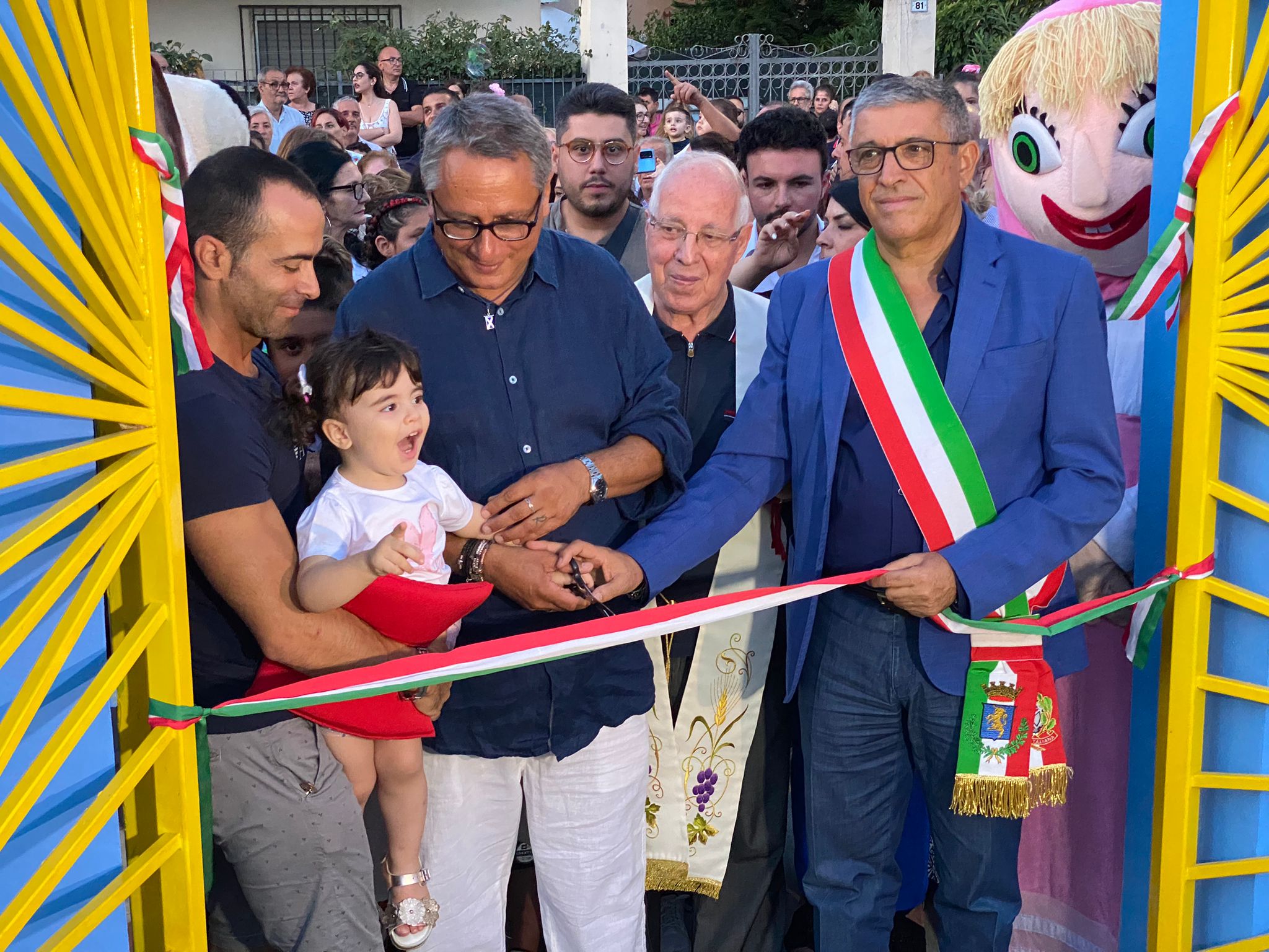 Lauropoli. Nuovo parco giochi intitolato alla piccola Sara, folgorata ...